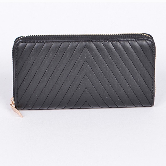 Pink Haley | Bags | Elegant V Shape Quilted Womans Wallets | Poshmark